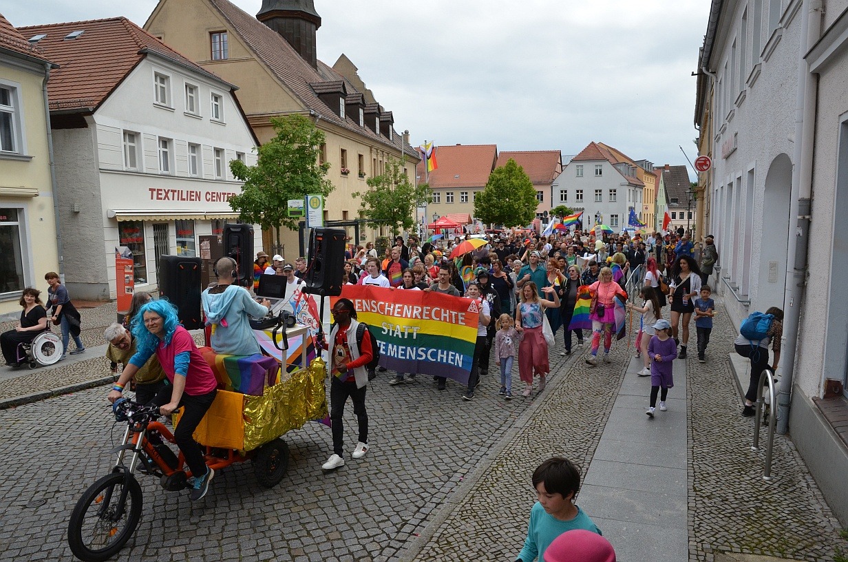 CSD Bad Belzig 2025: Ein starkes Zeichen für Vielfalt auf dem Land ...